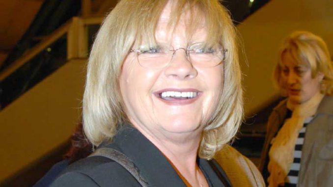 Melinda Farrell - biography with personal life, married and affair ...