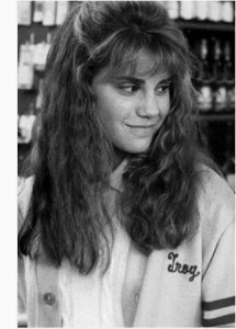 Kerri Green's Age, Heiht, Net Worth, Husband, Mother of two, Career