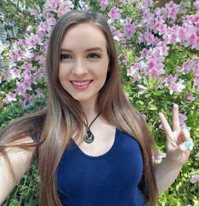 Mandy Kay Bio, Net Worth, Height, Weight, Boyfriend, Affair, Married ...