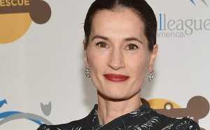 Annette Roque Bio, Net Worth, Height, Weight, Boyfriend, Affair ...