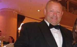 Douglas Barr Wiki, Age, Career, Relationship, Statistics, Net Worth,