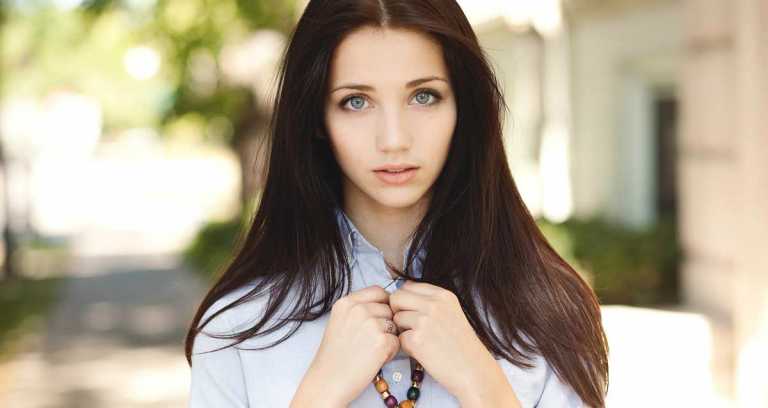 Emily Rudd Wiki, Age, Career, Relationship, Social Media, Net Worth