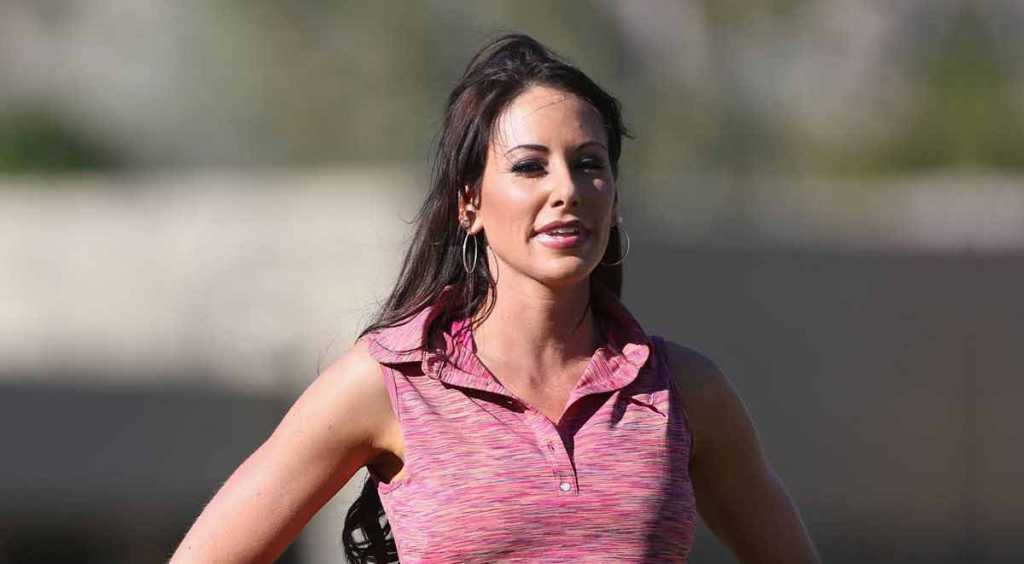 Holly Sonders Bio, Wiki, Net Worth, Salary, Boyfriend and Engaged