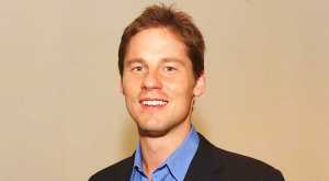 David Zinczenko Bio, Net Worth, Married, Wife, Height and Book