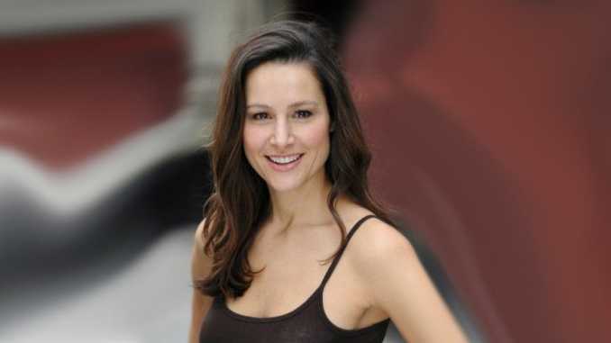 Lea Gabrielle Husband, Children, Divorce, Net Worth, Salary & Ethnicity