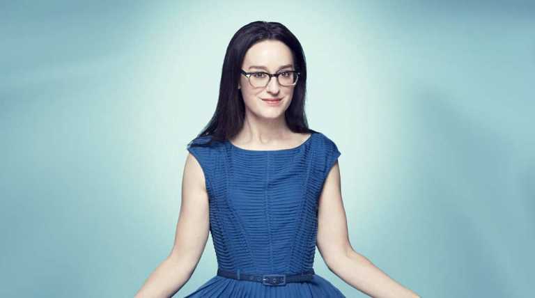 Kennedy aka Lisa Kennedy Montgomery Salary, Net Worth, Husband & Family