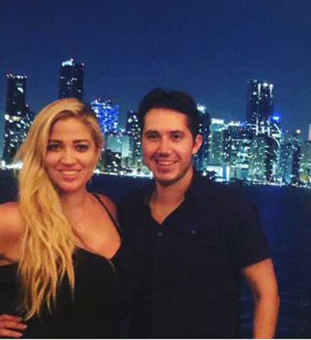 Meredith Marakovits Bio, Family, College, Husband & Net Worth