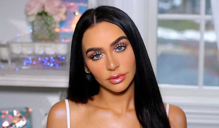 Carli Bybel Bio, Net Worth, Car, House, Dating & Boyfriend