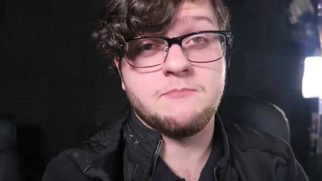 Adam Dahlberg Wiki, Net Worth, Height, Age, Sister & Affair