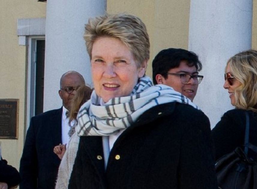 Ann Cabell Standish Enjoys a Lavish Life With Husband, Robert Mueller