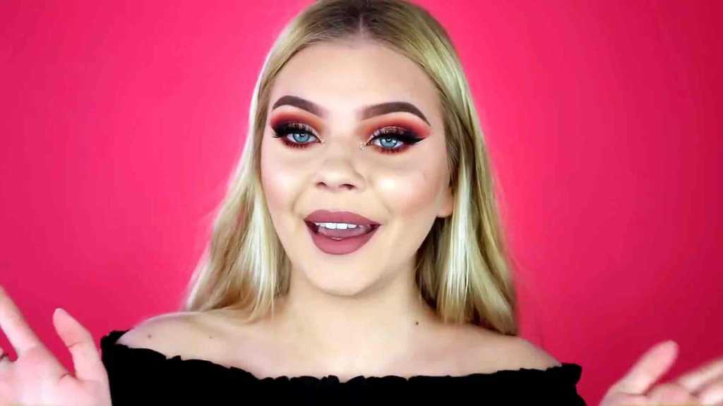 Tina Halada Bio, Age, Height, Net Worth & Parents