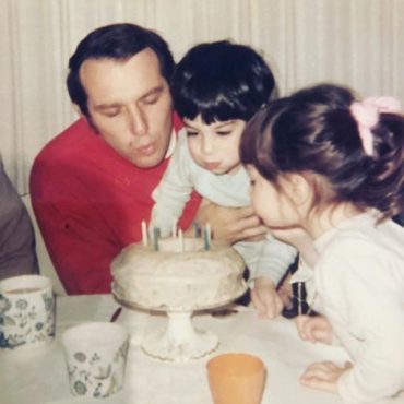 American-Canadian actress Allison Adler has an impressive net worth.