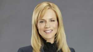 Julie Benz Bio, Wiki, Net Worth, Age, Movies, Dexter, Husband, & Kids