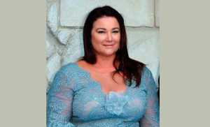 Keely Shaye Smith Bio, Wiki, Net Worth, Age, Dating & Married