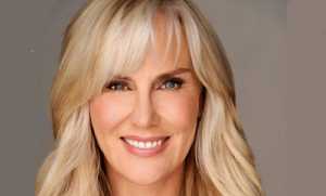 Rachelle Carson Bio, Wiki, Net Worth, Age, Married, Husband & Children