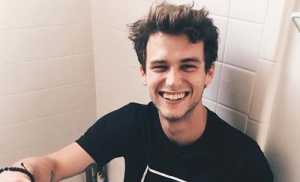 Brandon Flynn Net Worth, Bio, Married, Height & Age