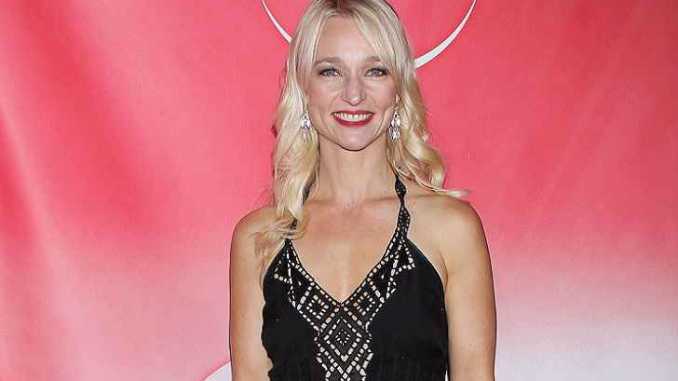 Kari Matchett Bio, Age, Body Measurements, Husband, Pregnant, Baby, Net ... Kari Matchett Bio, Age, Body Measurements, Husband, Pregnant, Baby, Net ...