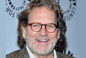 Robert Foxworth Bio, Wiki, Net Worth, Career, Married, Wife, & Age