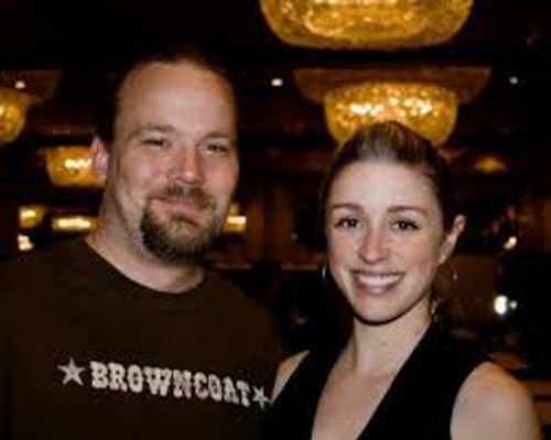 Laura Bertram Bio, Wiki, Age, Height, Husband & Net Worth Laura Bertram Bio, Wiki, Age, Height, Husband & Net Worth