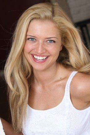 Lauren Storm Bio, Wiki, Net Worth, Age, Boyfriend, Movies & TV Show