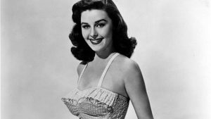 Elaine Devry Married Life, her Husband, Family, and Relationship Status