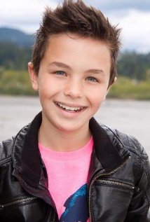 Logan Williams Age, Height, Net Worth, Affairs, Boyfriend & Wiki