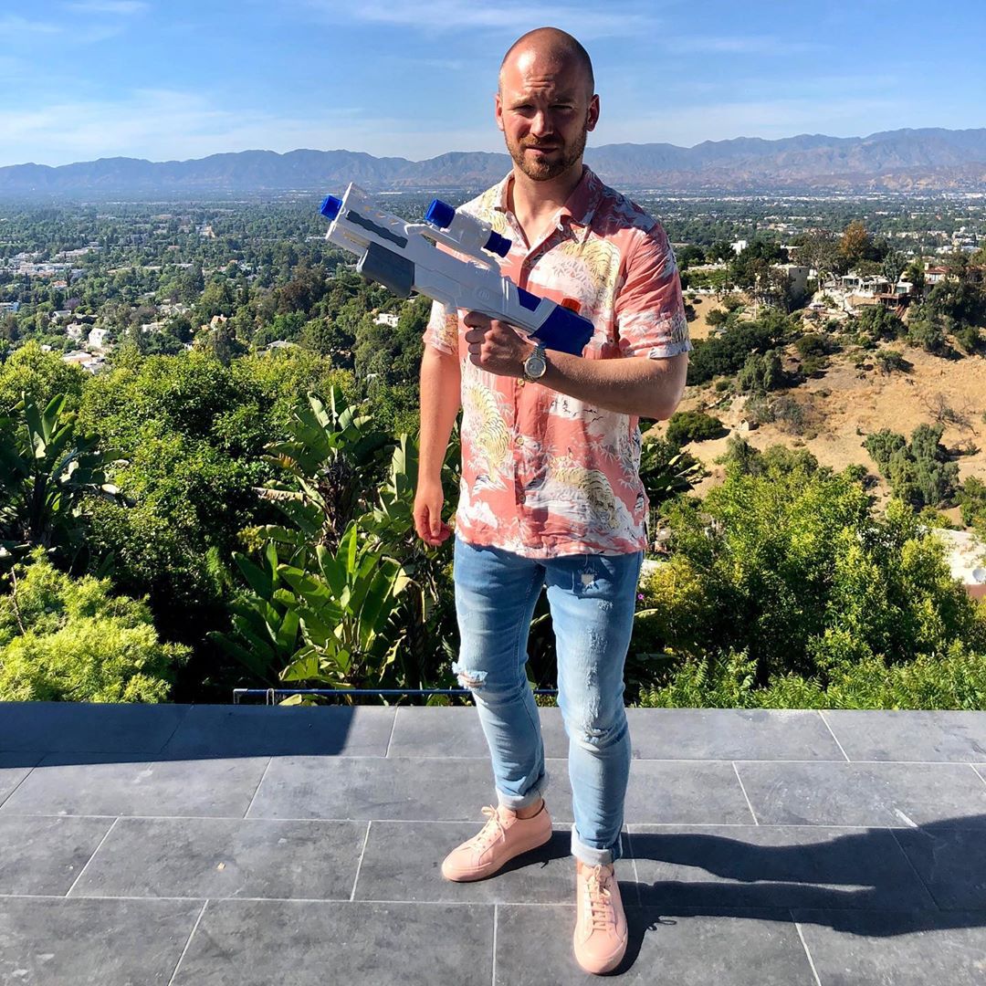 Sean Evans Bio, Age, Height, Net Worth, Wife & Married