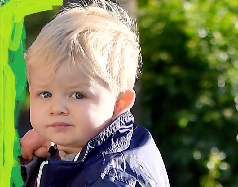 Oliver Finlay Dallas Bio, Brother, Parents, Net Worth, Personal Life