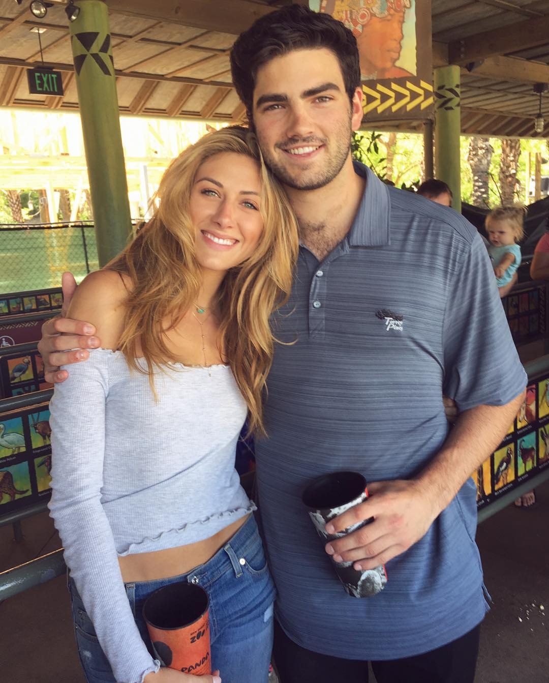 Perry Mattfeld Bio, Age, Net Worth, Boyfriend & Relationship