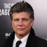 Steven Zaillian Bio, Net Worth, Wife, Children, Height & Career