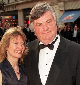 Roger Cook Bio, Net Worth, Age, Height & Relationship