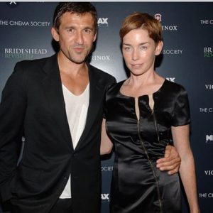 Desperate Housewives actor Jonathan Cake is a father of two kids