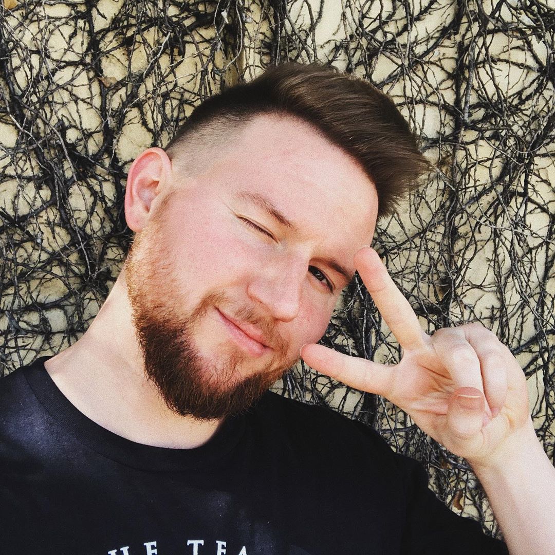 Ricky Dillon Has Over 3.24 Million Subscribers On His YouTube Channel