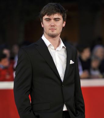 Cameron Bright Portrays Alec In The Twilight Saga Film Franchise