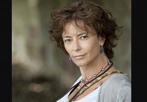 Rachel Ward Shares Three Kids With Her Husband, Bryan Brown