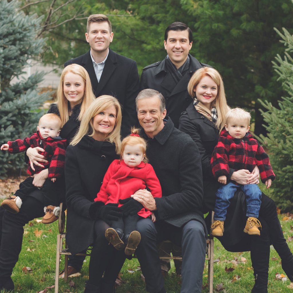 Kimberly Weems Rose To Fame After Marrying John Thune: Has Two Kids