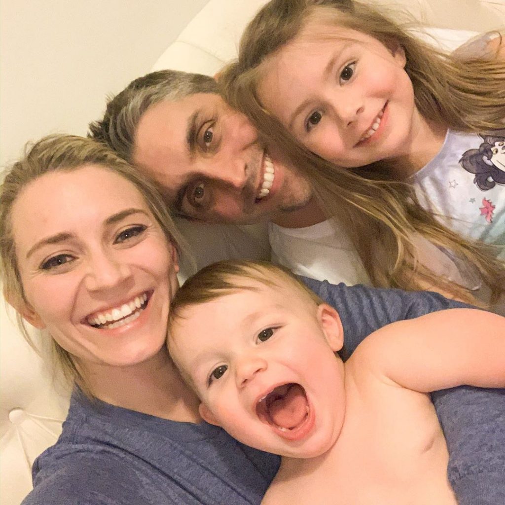 Katie Beasley is married to John Davis and has 2 children:Net Worth