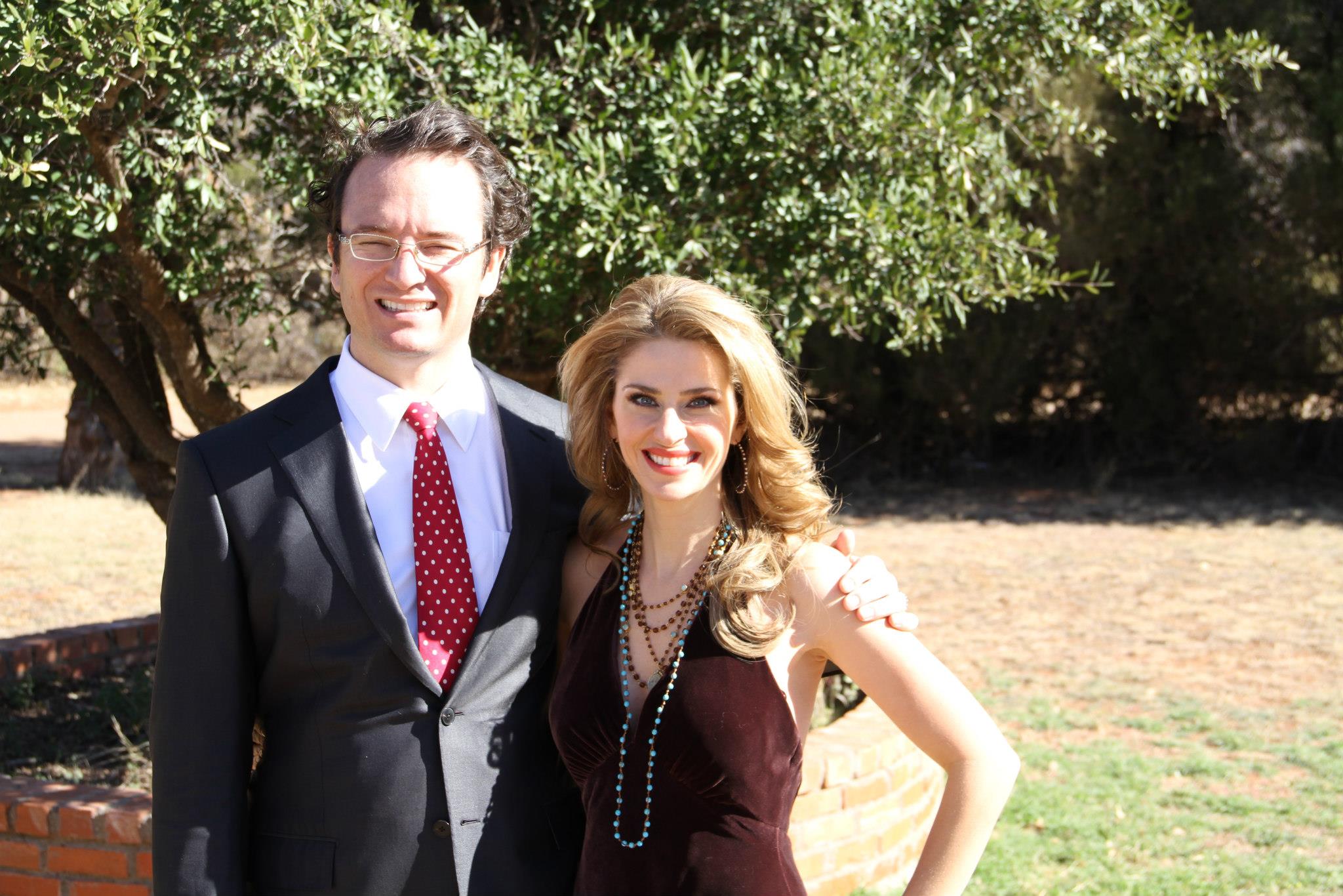 Lauren Freeman is married to Dr. Forrest Roth and have five children