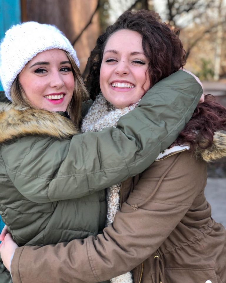 Youtuber Jellybeannose is dating Jonathan Van Arsdall, Her Net Worth