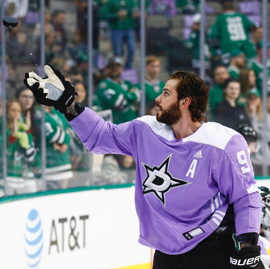 Canadian Ice Hockey player Tyler Seguin has millions worth assets, Dating