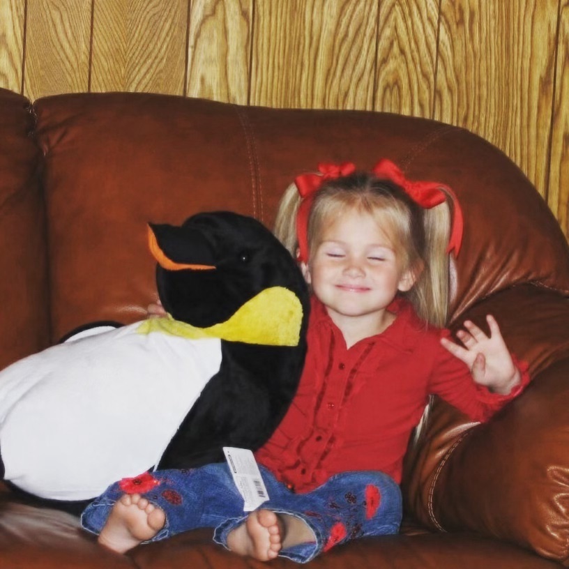 American Idol Contestant Riley Thompson has two siblings; Net Worth