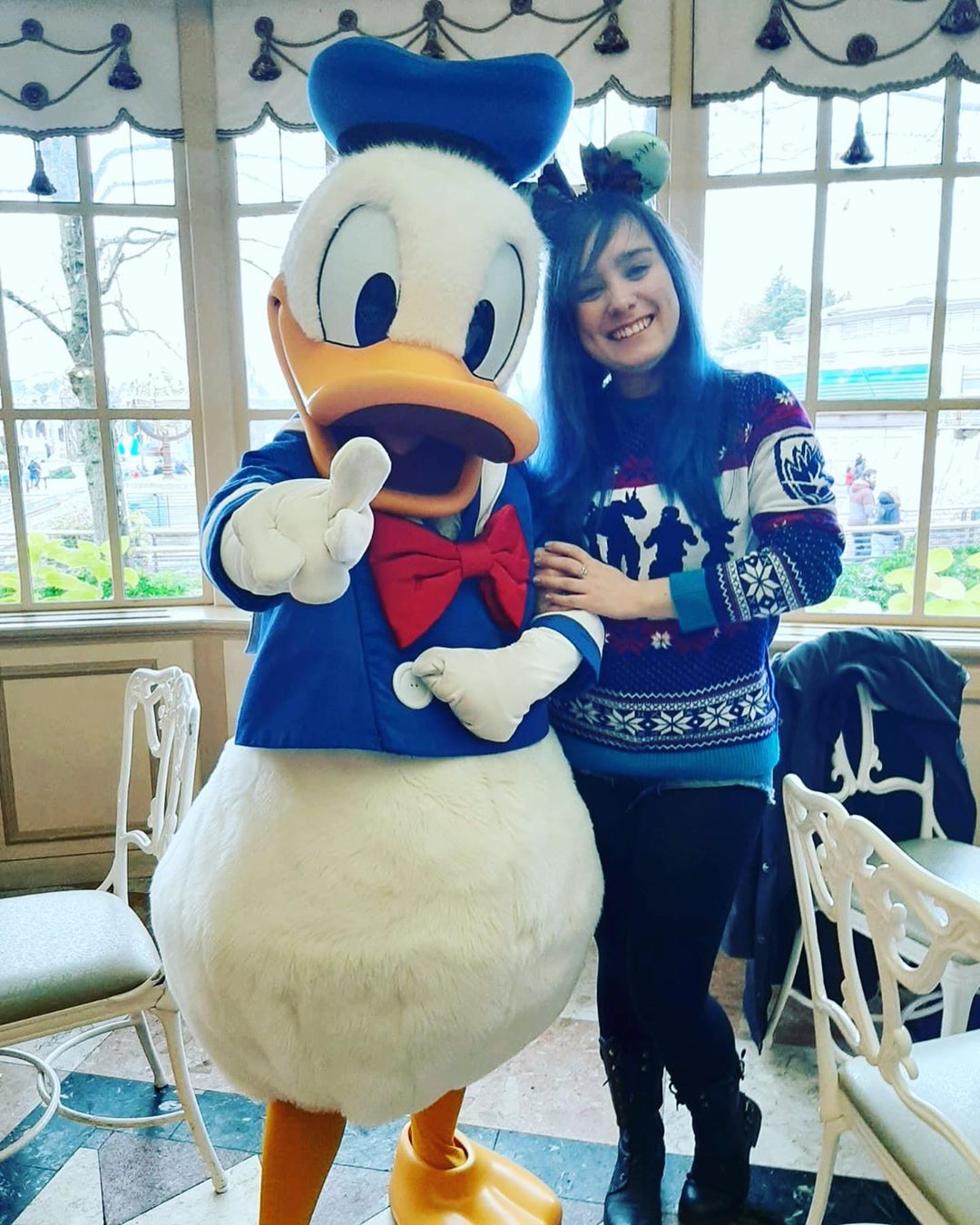 Ellen Rose is a YouTuber and who has earned lots of fame and wealth