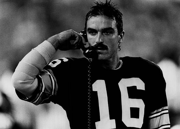 The former NFL quarterback player Mark Malone and his Life