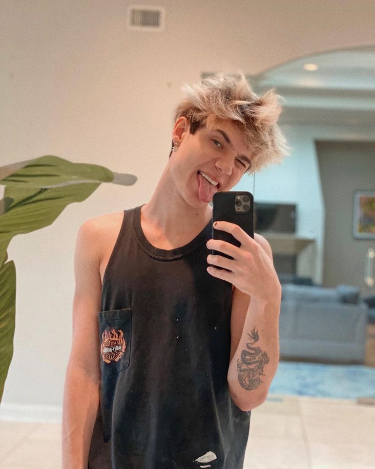 The young and energetic Tiktik star Jaden Hossler, Biography