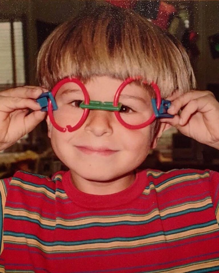 The Young and famous artist Oliver Tree's Biography
